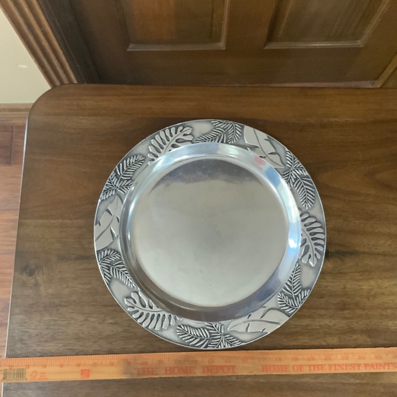 Wilton Armetale | Kitchen | Wilton Armetale 4 Inch Aluminum Platter ...